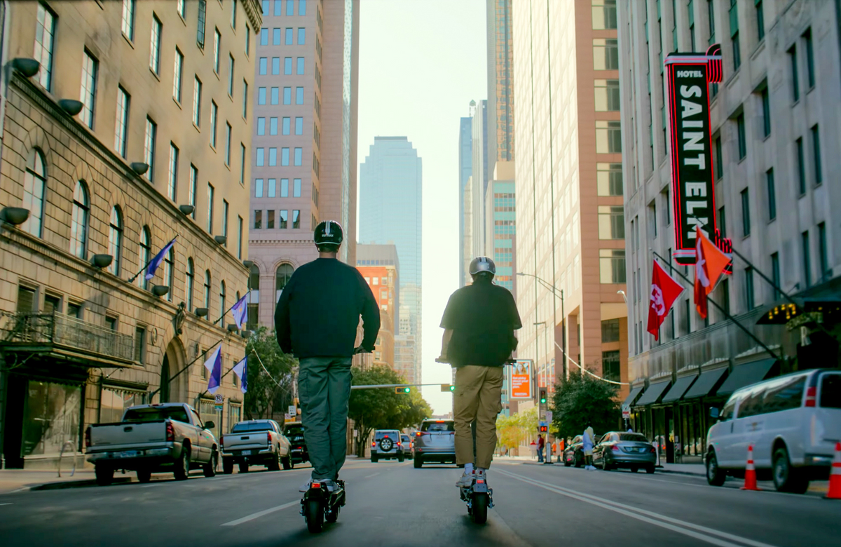 Product Overview: The GX1 and GX2 Electric Scooters – GOTRAX Canada